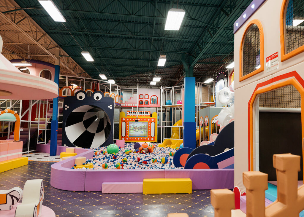 Just Play Family Fun Center: Fun for Kids, Relaxing for Parents - Ann ...